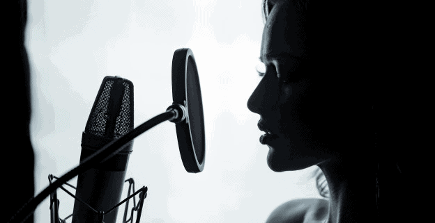 Top 3 AFFORDABLE MICROPHONES and Interfaces for Your Project | By Aaron ...